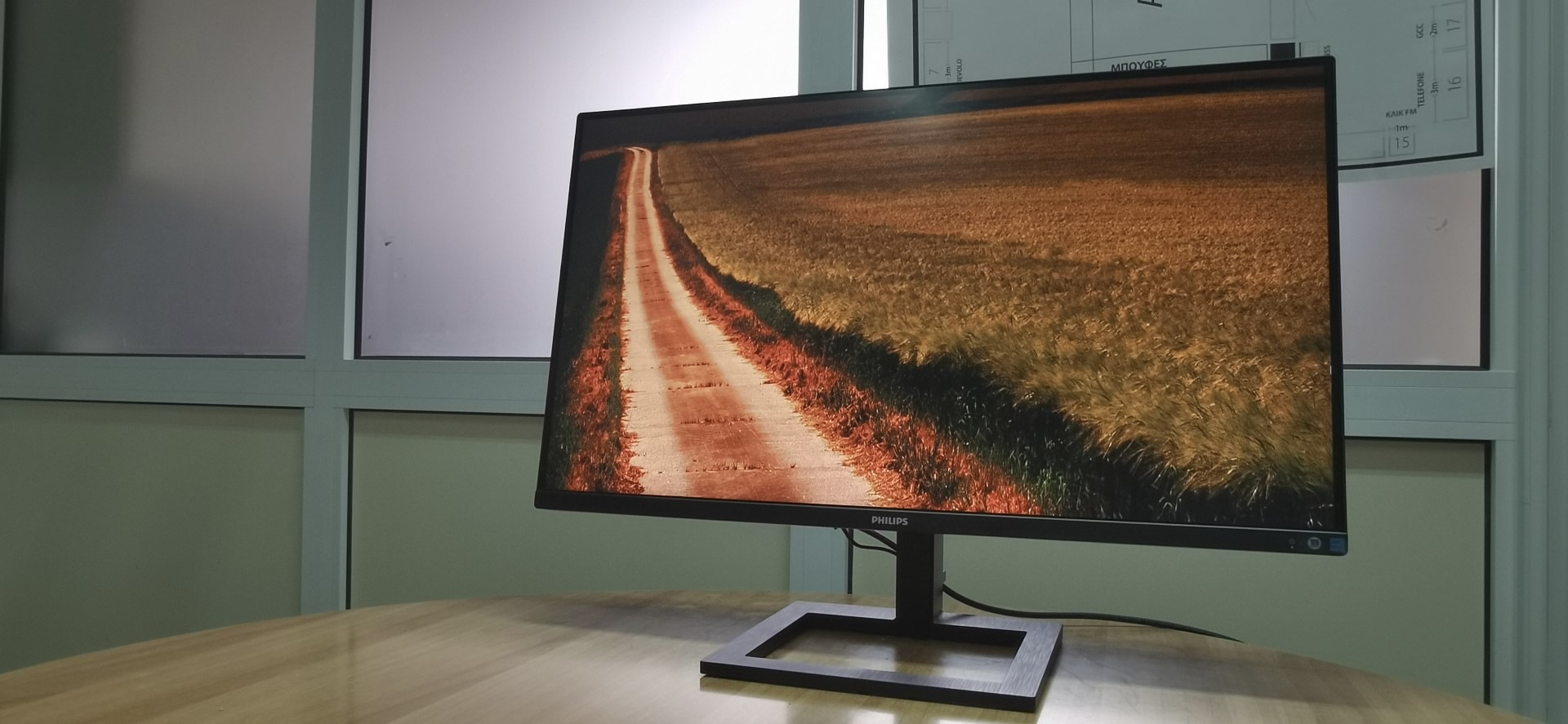 Philips E Line 288E2 4K UHD Monitor Review: «Οθόνη πολυεργαλείο for ...