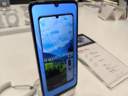 Hands-On με το TCL 40 SE @MWC 2023 - To απόλυτο VfM smartphone ...